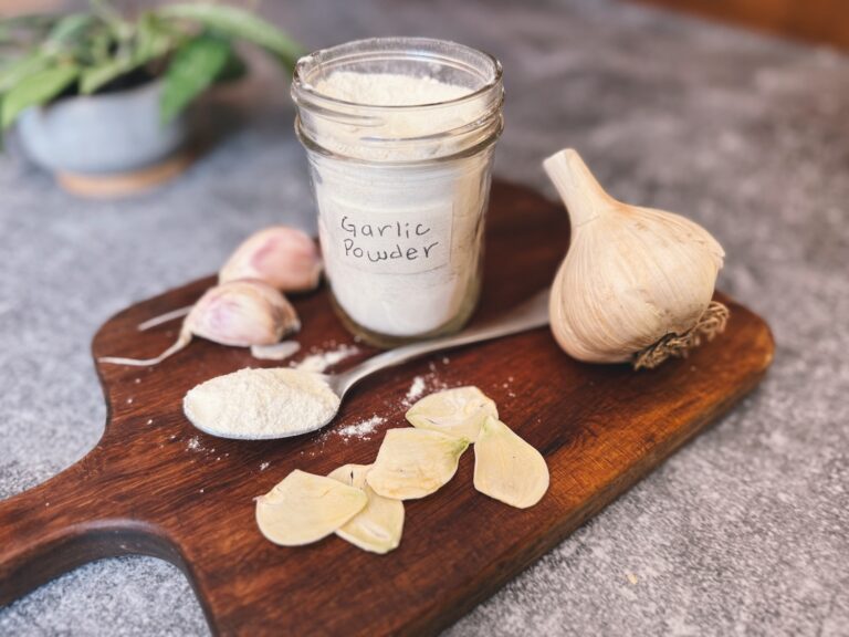 How to Make the BEST Garlic Powder